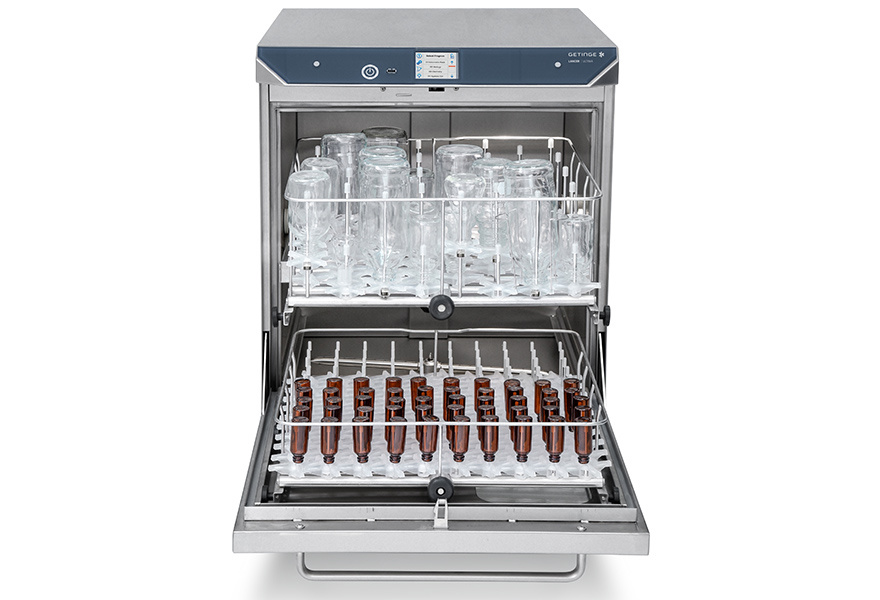 Loading Equipment for Lancer Ultima Laboratory Dishwashers - Getinge