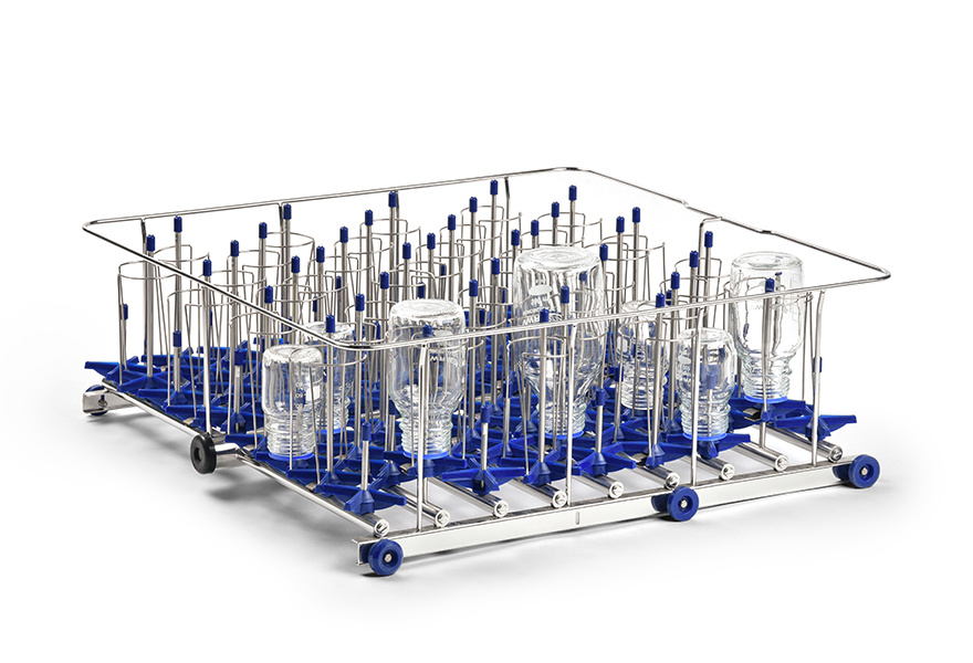 Loading Equipment for Lancer Ultima Laboratory Dishwashers - Getinge