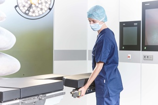 Maquet Lyra - Mobile Operating Table - Getinge