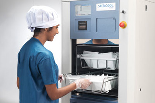 A Stericool A-series é uma esterilizadora por peróxido de hidrogênio vaporizado (vH2O2) e plasma ...