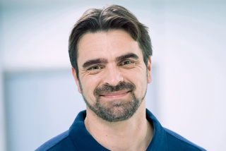 Getinge Flow-i Anesthesia Machine: Precision, Innovation, and ...