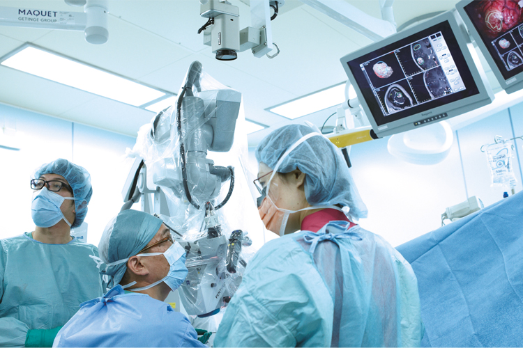 Okayama University Hospital’s Hybrid OR